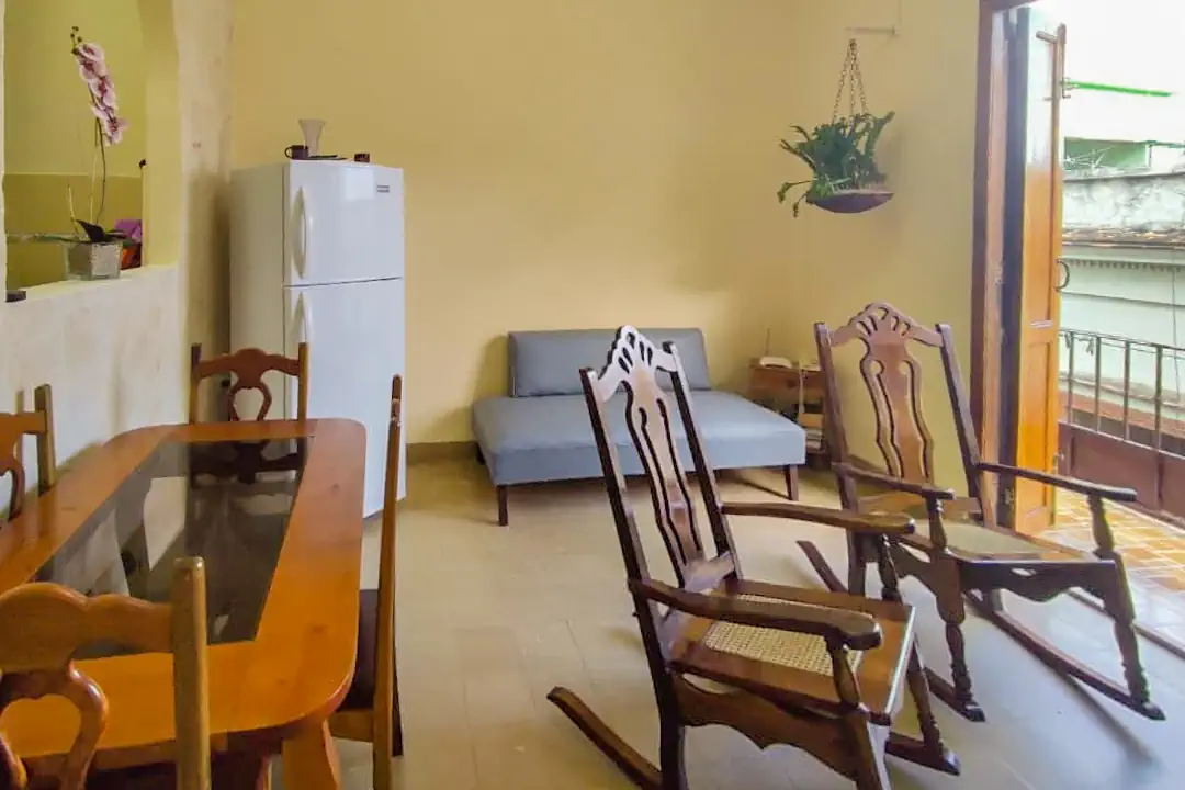 Alian Apartment - Tropistay
